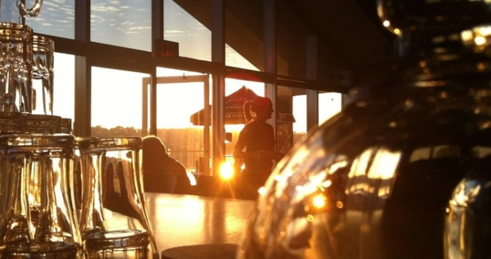 Restaurant Maple Ridge BC | Kingfishers Pub Bar & Grill